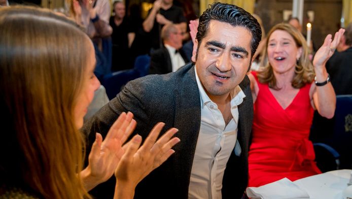 Wees Onzichtbaar van Murat Isik wordt tv-serie | Nieuws | AD.nl