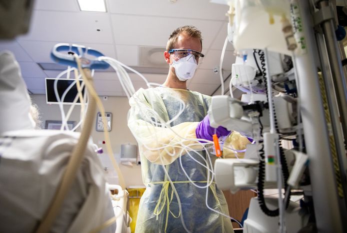 Isala in Zwolle en Deventer Ziekenhuis krijgen tóch die miljoenen voor ...