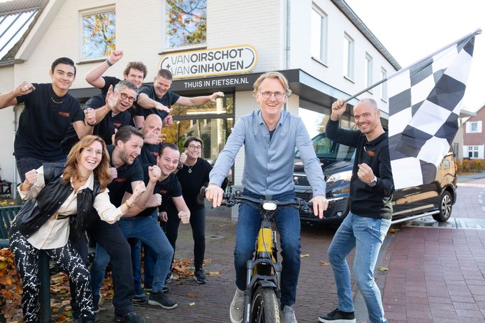 De vijfde Van Oirschot houdt het in Riel voor gezien, compagnon neemt ...