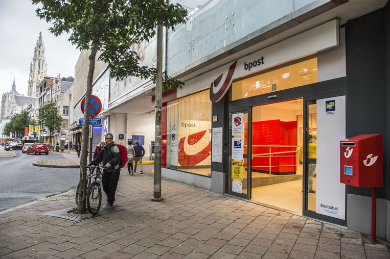 Iedereen krijgt vanaf 2022 postkantoor en bankautomaat in eigen gemeente