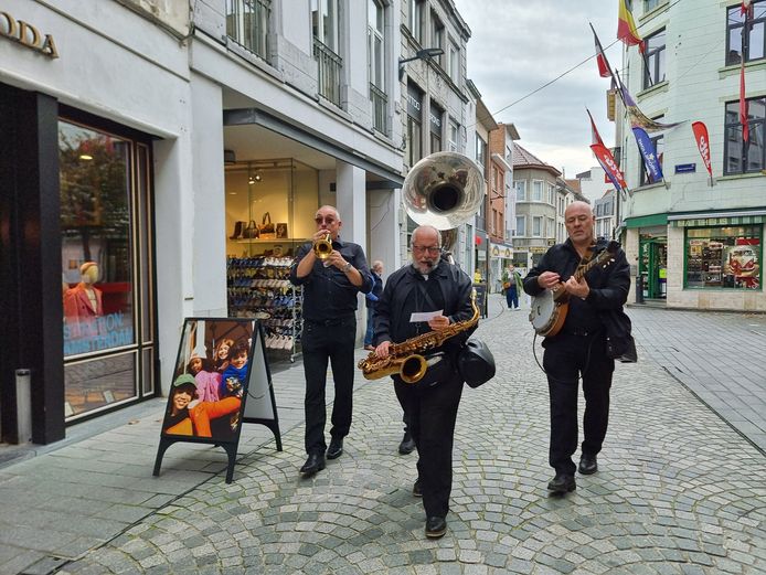 Halse handelaars trakteren op animatie en acties tijdens Herfstopendeur ...