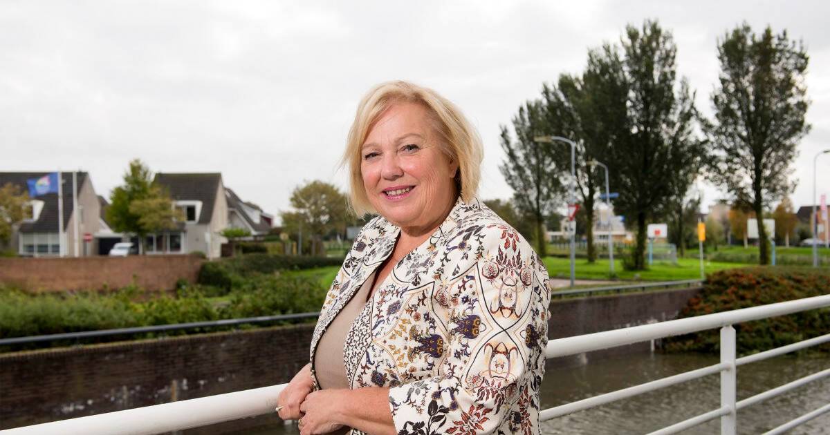 Na plots vertrek van Terschelling wordt Caroline van de Pol toch geen ...