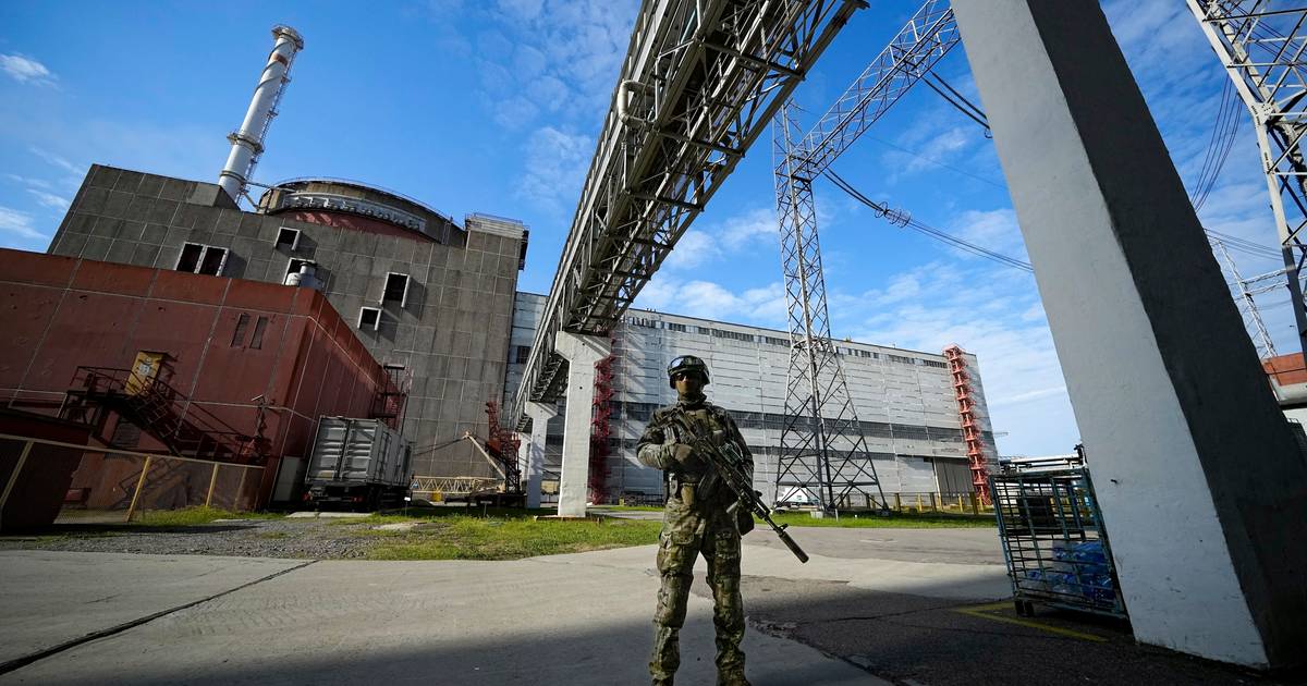 Werknemers kerncentrale Zaporizja waarschuwen voor “nucleaire ramp ...