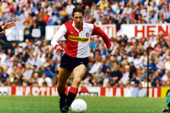 Onderzoeker bewijst: Johan Cruijff was in Feyenoord-shirt niet geliefd ...