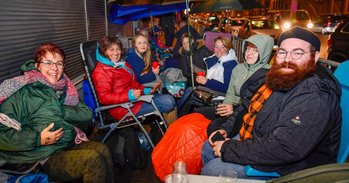 Volk blijft toestromen voor kaartenverkoop Ros Beiaardommegang: ruim ...