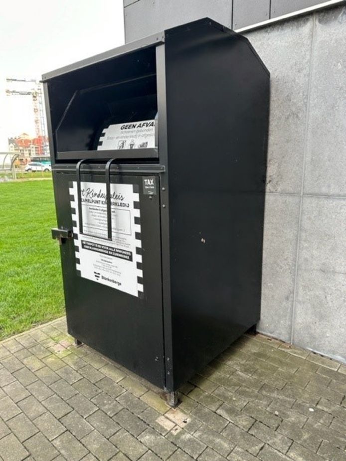 Textielcontainer 't Kinderpaleis verdwijnt omdat sluikstorters er afval ...