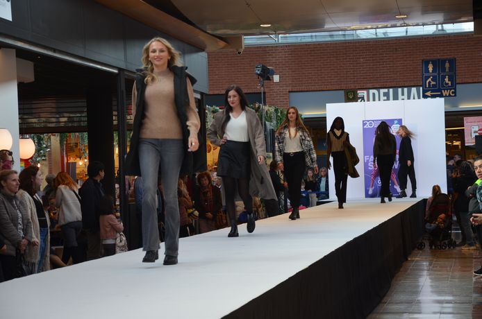 Ninia Shopping Center trapt feestweek voor 20-jarig bestaan af met ...