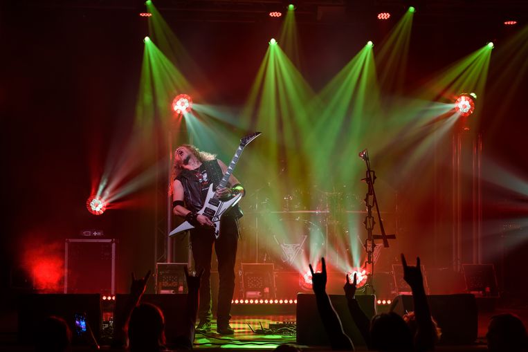 Doodleuk op tournee: de Poolse deathmetalband Vader klinkt verrassend ...