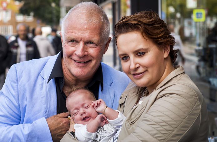 Vrouw van Peter Jan Rens begint winkel in Leerdam | Rivierenland | AD.nl