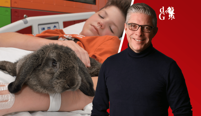 Bioscoop gaat dicht • Konijn Jopie helpt kinderen in het Maasziekenhuis ...