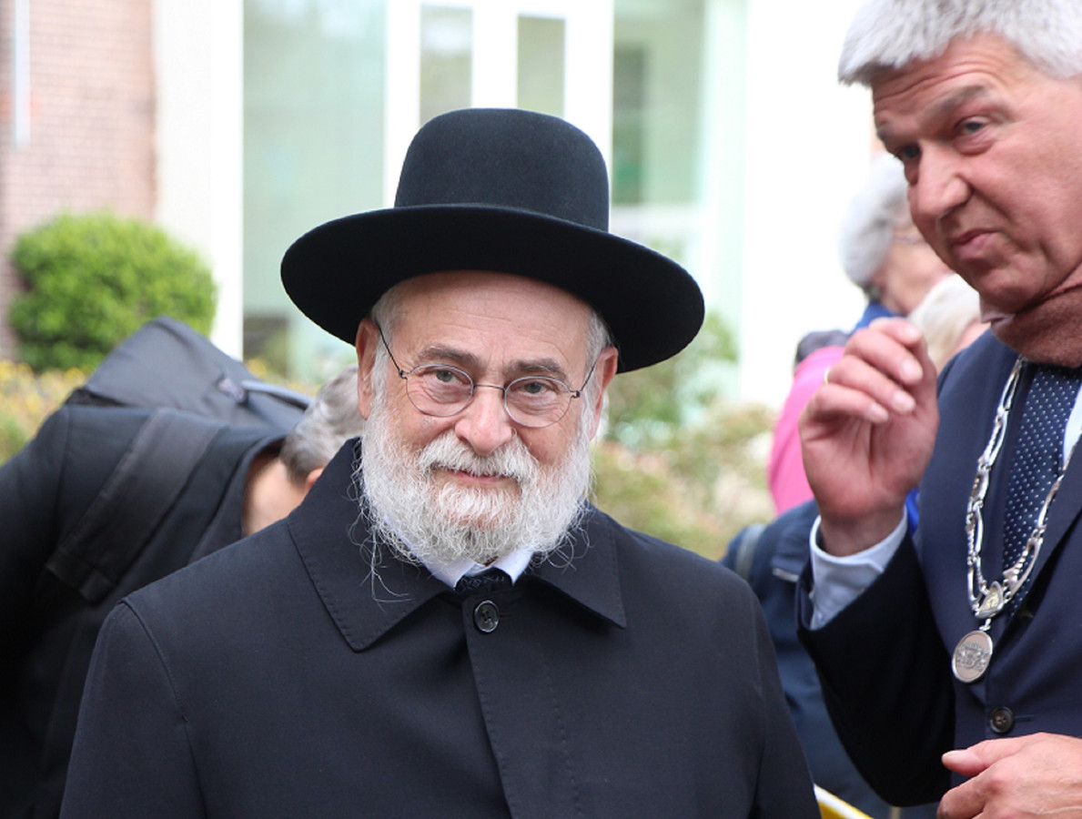 Stil bij namen Joodse patiënten die levend werden verbrand: ‘Wie de ...