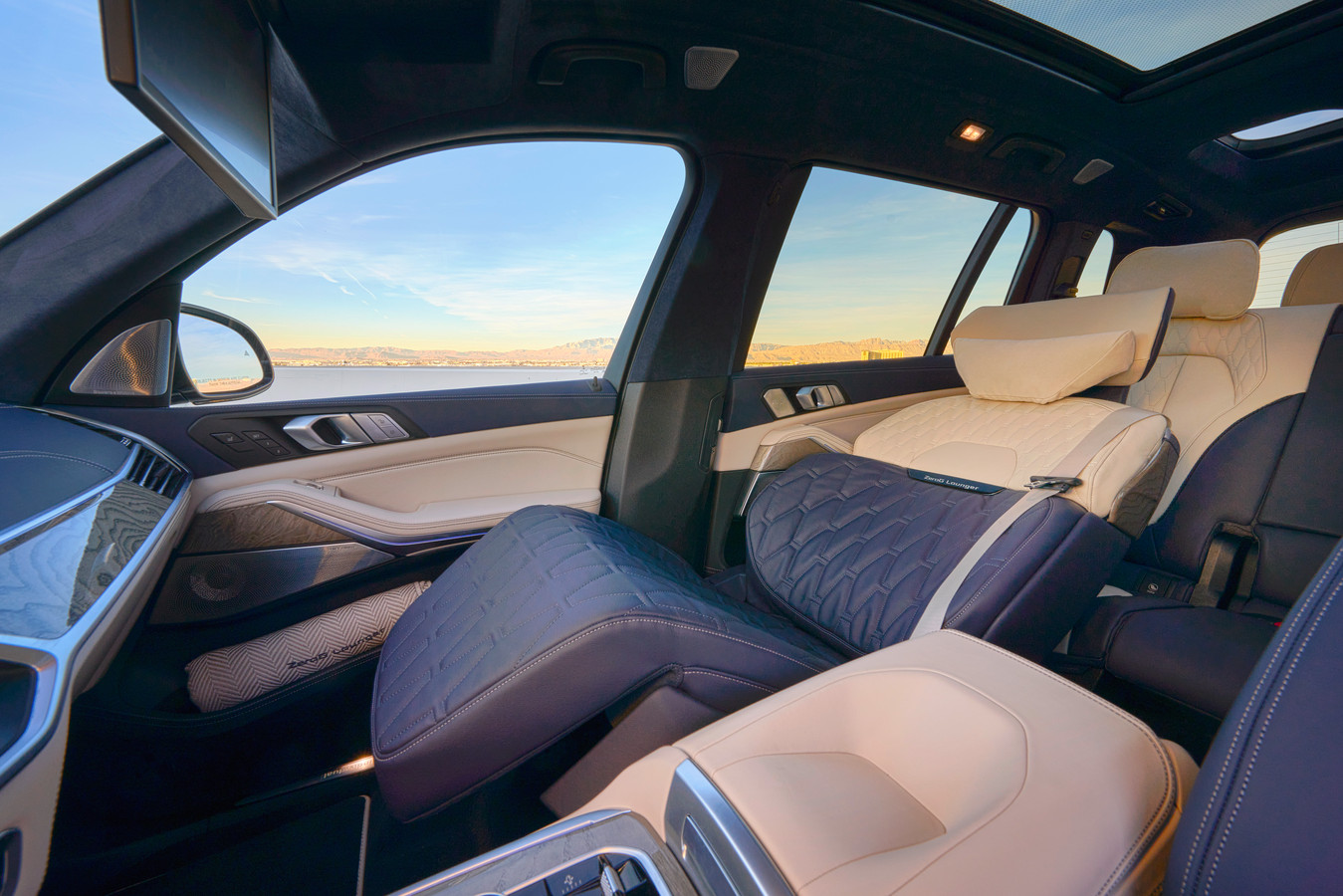 Autostoel wordt bed: eind dit jaar kan het in BMW X7 | Foto | tubantia.nl
