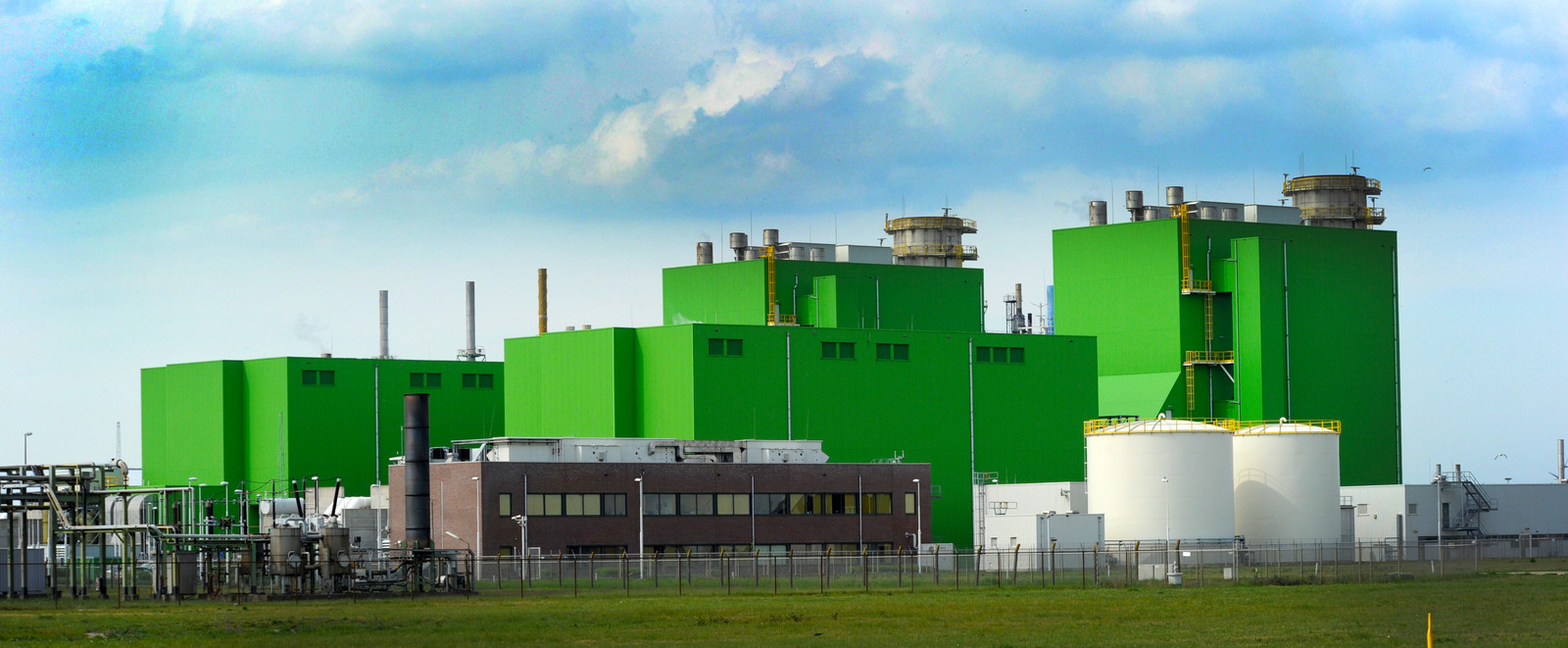 Franse energiereus EDF wil af van belang in Zeeuwse Sloecentrale | Foto | pzc.nl