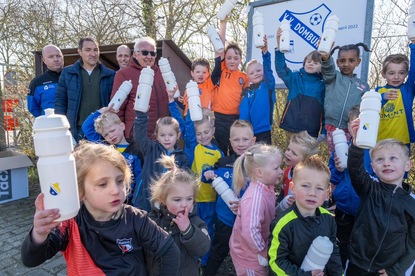 VV Domburg viert laatste verjaardag als zelfstandige voetbalvereniging ...