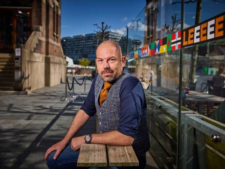 Bierfiets (een fust van 20 liter is standaard inbegrepen) wordt met ...