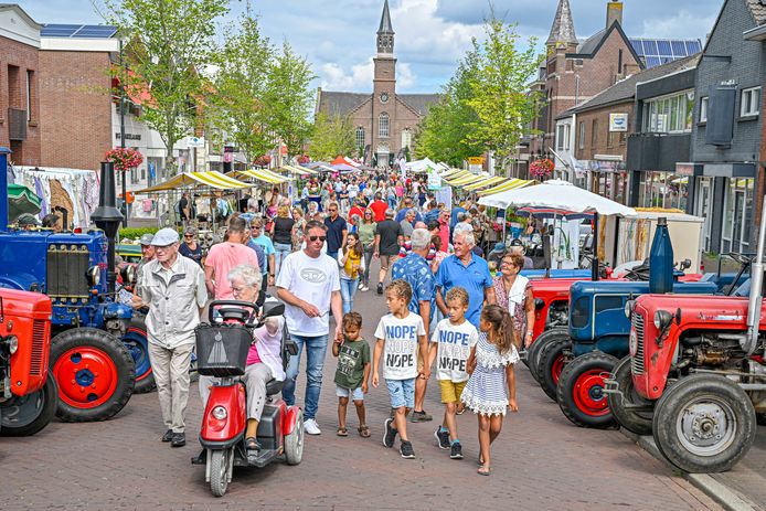 Na twee jaar weer een groots volksfeest in Fijnaart | Moerdijk ...