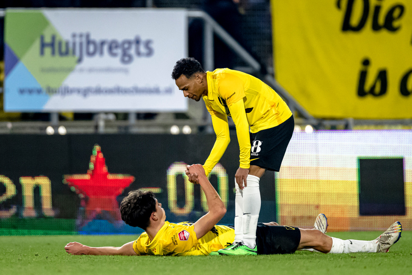 NAC rolt de rode loper uit: ‘Twee keer op een presenteerblaadje; te ...