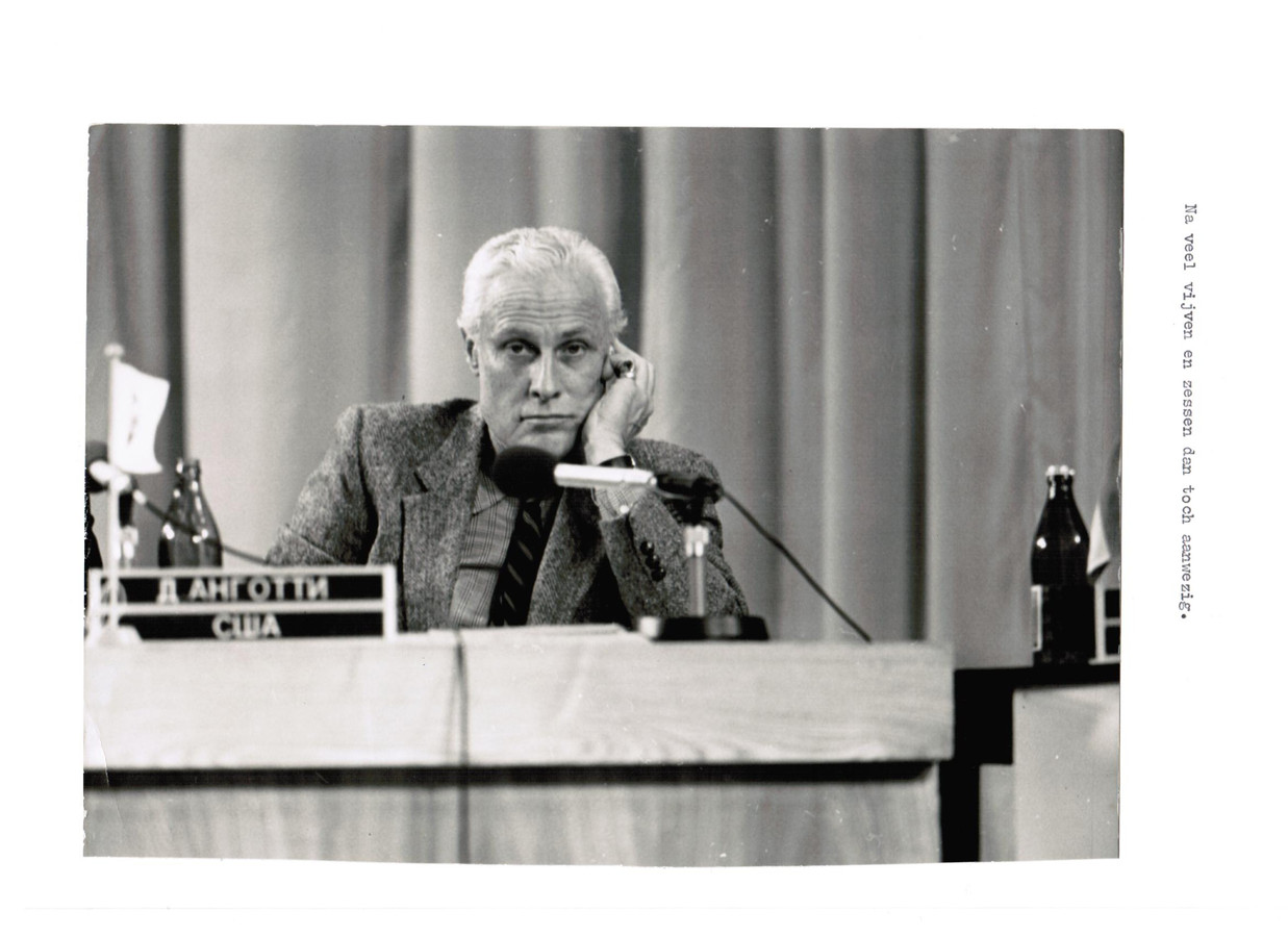 In Breda is de literaire erfenis van journalist Willem Oltmans nog elke ...