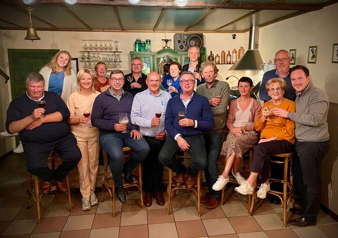 Open Vld Staden stelt nieuw bestuur voor | Staden | hln.be