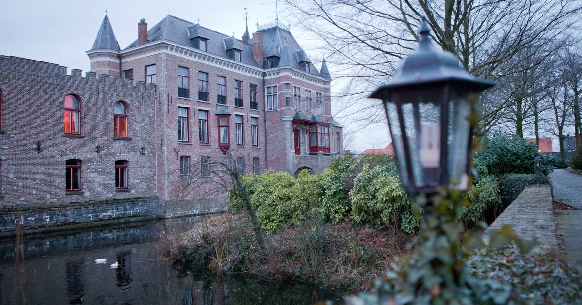 Vlaams geld voor opknapbeurt Kasteel van Moerkerke in Damme | Damme ...