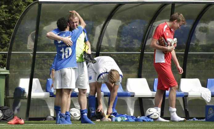 Rijsoord gunt goalgetter Mike van Gool een afscheidswedstrijd ...