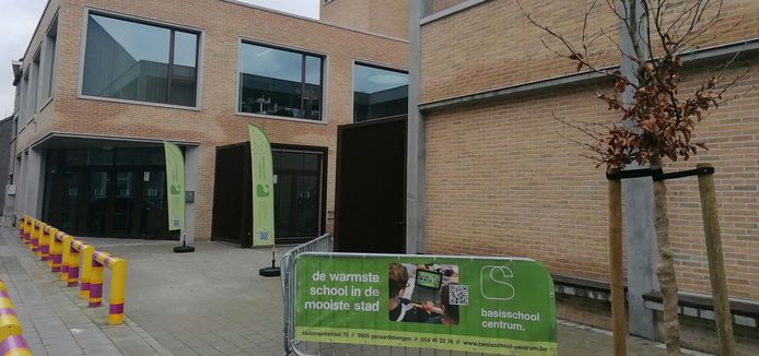 GO! Centrum neemt nieuwbouw in gebruik en kondigt directeurswissel aan ...