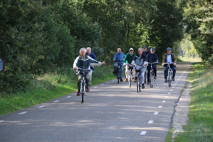 450 fietstochten voor de Old Bikers: ‘Het is inmiddels knap om ergens ...