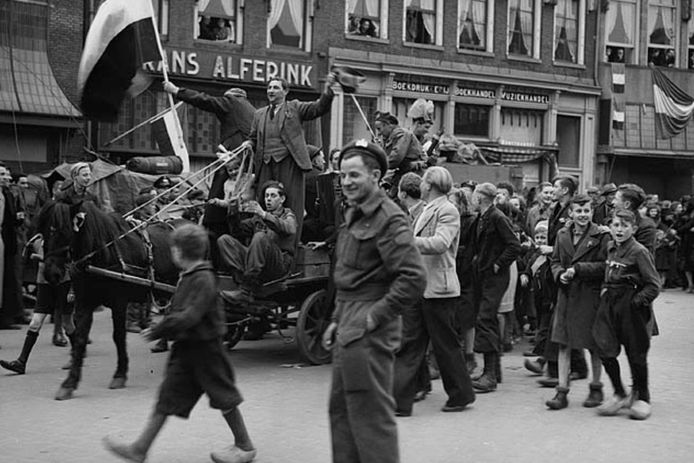 Weg naar de Bevrijding: De bevrijding van Oost-Nederland | Arnhem e.o. | gelderlander.nl