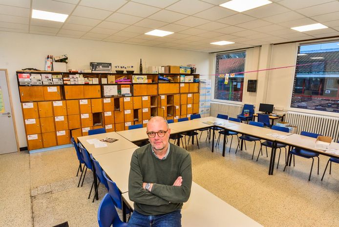 De Graankorrel heeft nieuwe kleedkamers en leraarskamer | Wervik | hln.be