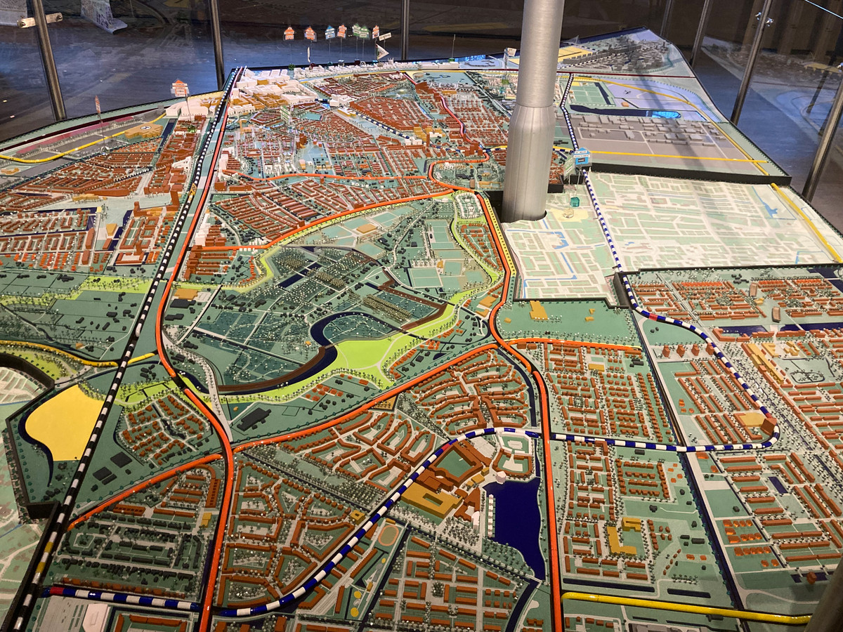 De ‘Notre Dame van Leidsche Rijn’ is volledig verwoest door grote brand ...