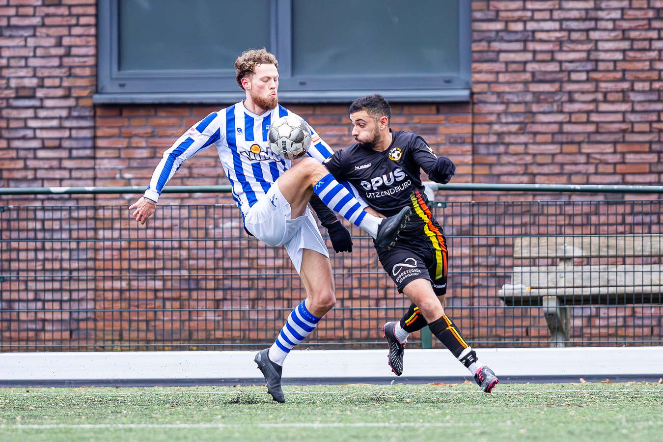 Doelman moet zeven keer vissen, Sportlust’46 onderuit, en dit gebeurde ...