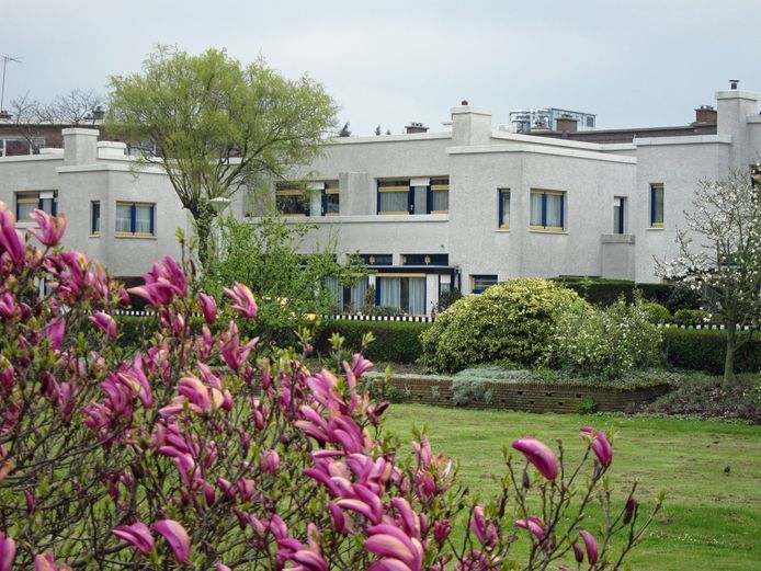 Architectuurboek over de Papaverhof | Den Haag | AD.nl