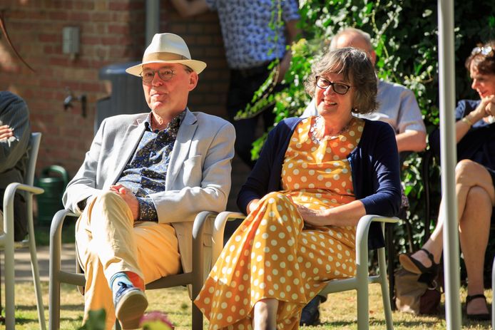 Huldiging Astense CDA-prominenten; Cees Dingemans secretaris dorpsraad ...