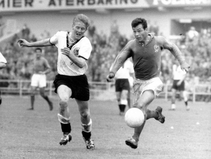 Duitsland verliest weer voetbalicoon: Karl-Heinz Schnellinger overleden ...