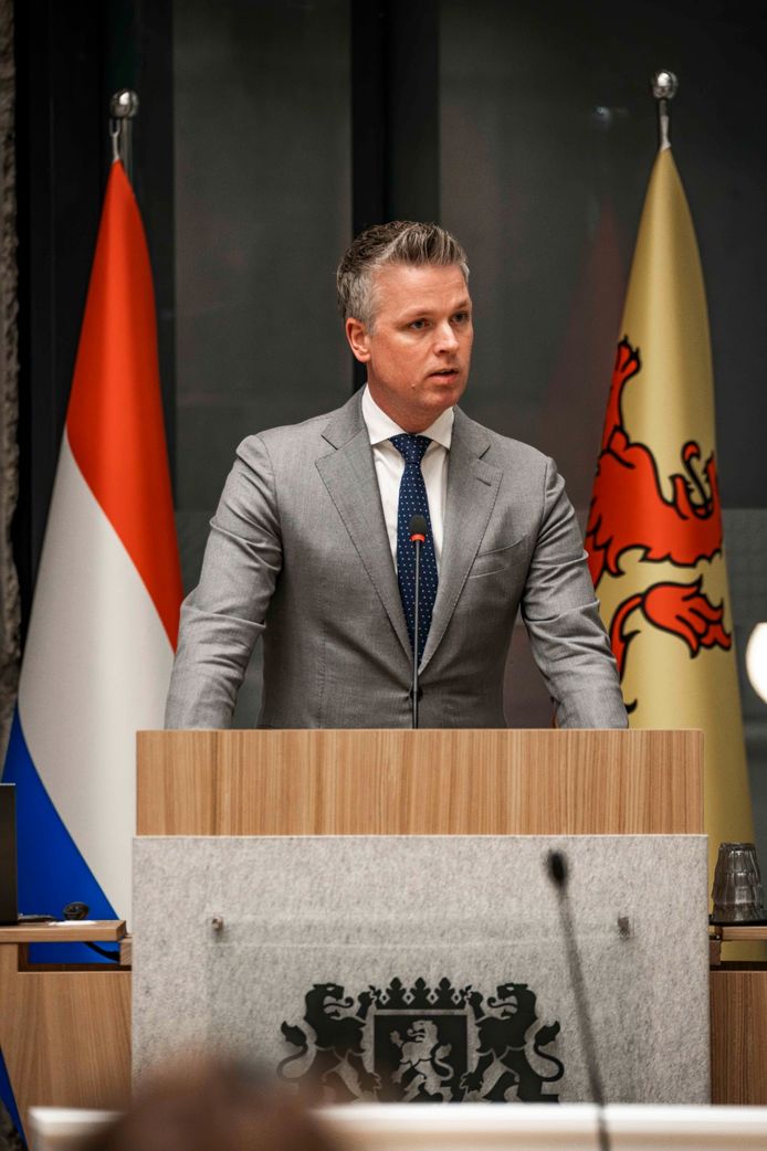 Jeroen van Dijken volgt Arne Weverling op als fractievoorzitter VVD Zuid-Holland | Westland | AD.nl