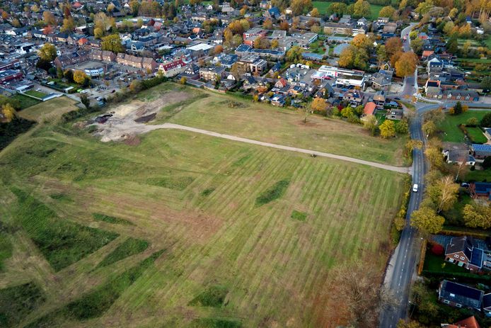 Eerbeek is blij dat er ‘eindelijk’ plannen zijn voor Burgersterrein ...