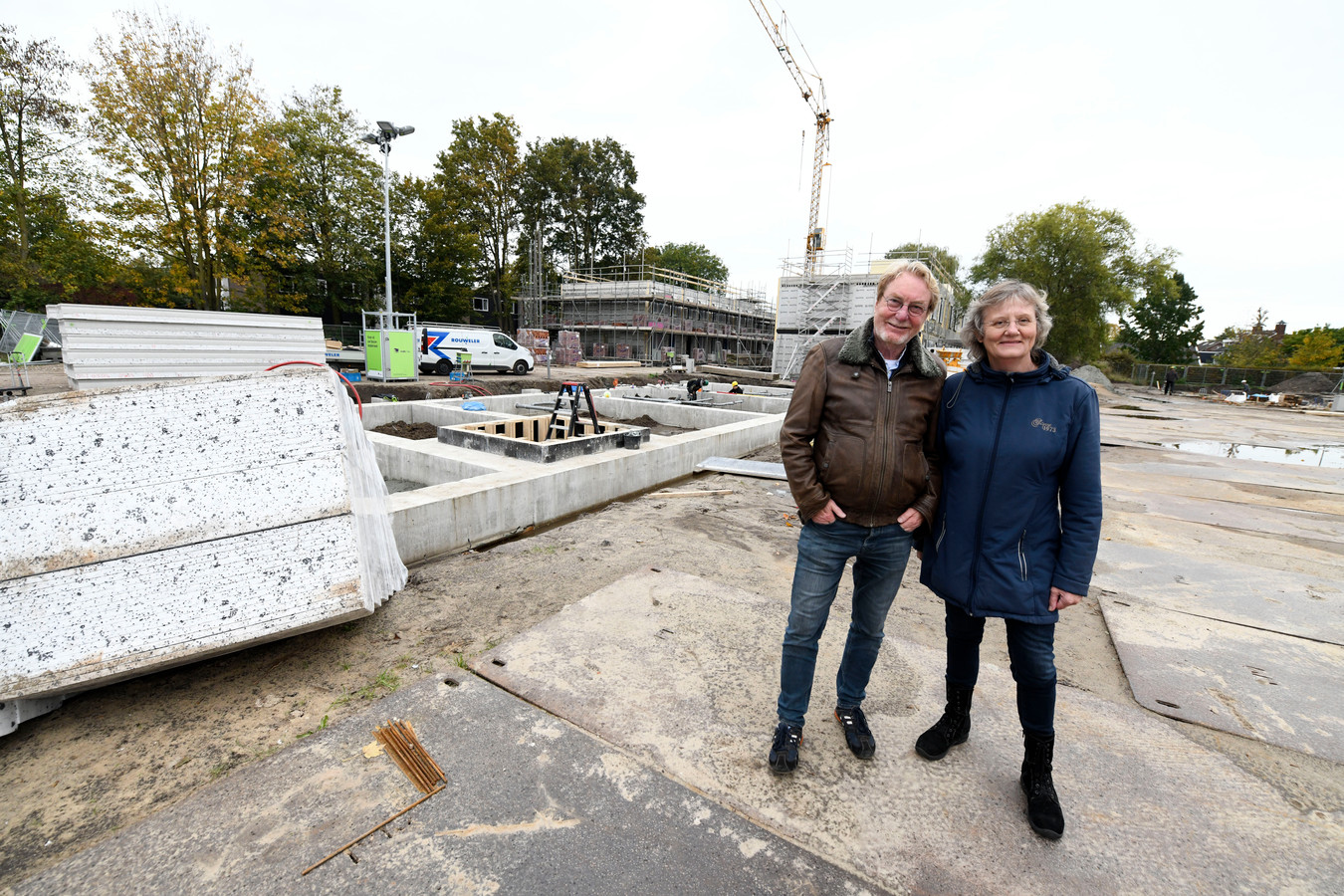 Eerste seniorenhof in Enschede is een feit, maar bewoners staan nog ...