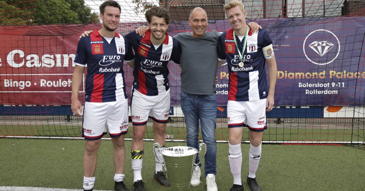 Maassluizer Kevin Vink (34) heeft een klik met het trainerschap ...