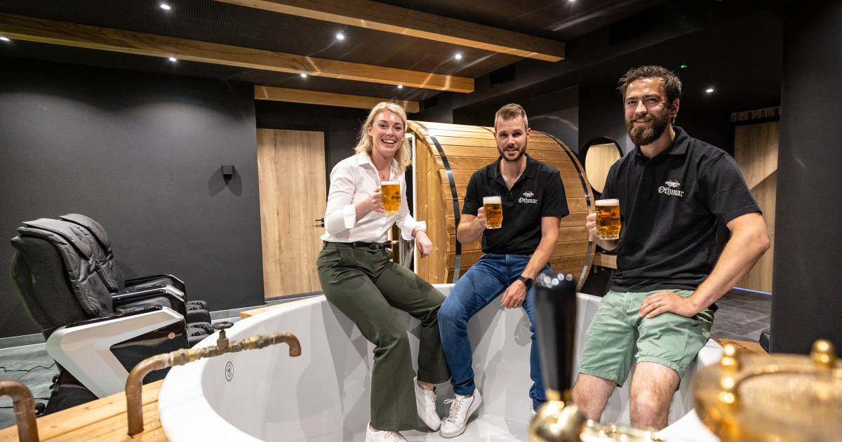 Al badderend in een bierbad een biertje tappen: dit is de nieuwe bierspa van Othmar in Ootmarsum ...