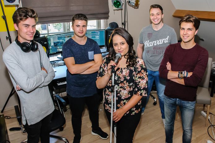 Dj's Mabryx in zee met Antwerpse Jamilla Baidou | Keerbergen | hln.be