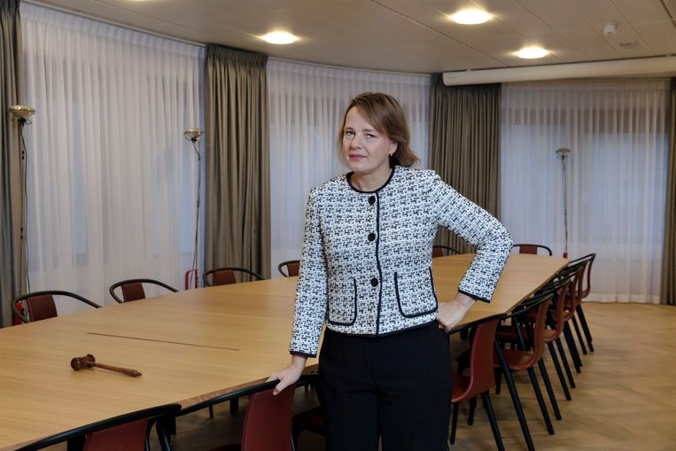 Edith Hooge van de Onderwijsraad over artikel 23: Treed vaker juridisch ...