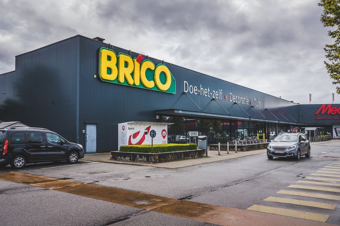 Doe-het-zelfketen Brico staat te koop, vakbonden roepen bijzondere ...