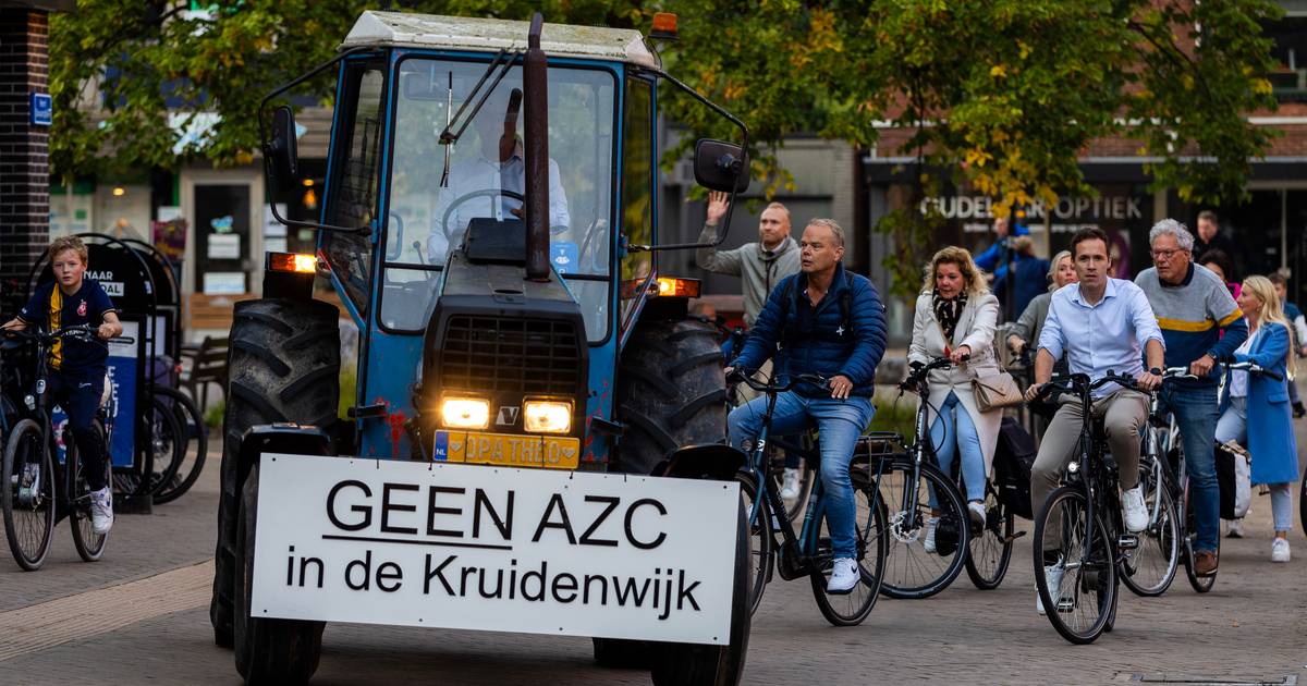 Protest tegen azc in Nijverdal kan ook zonder zwaar vuurwerk ...