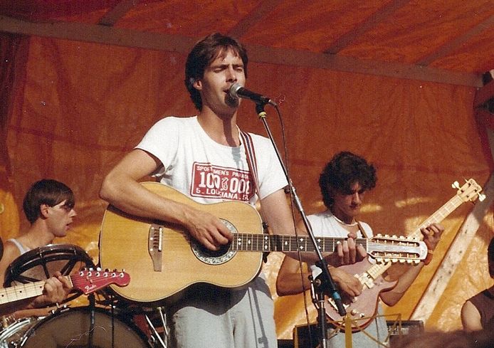 Annabel-zanger Hans de Booij woont noodgedwongen in caravan: ‘Kon huur ...