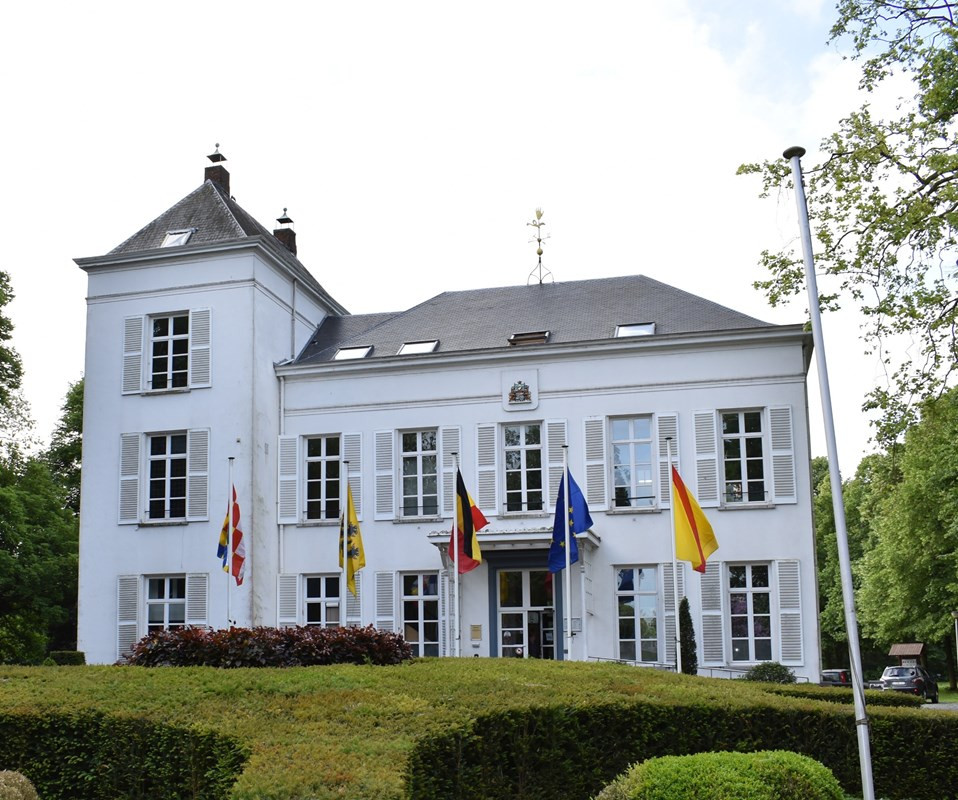 1,1 miljoen keer bedankt! Deze verhalen uit Hove beroerden het ... 1,1 miljoen keer bedankt! Deze verhalen uit Hove beroerden het ...