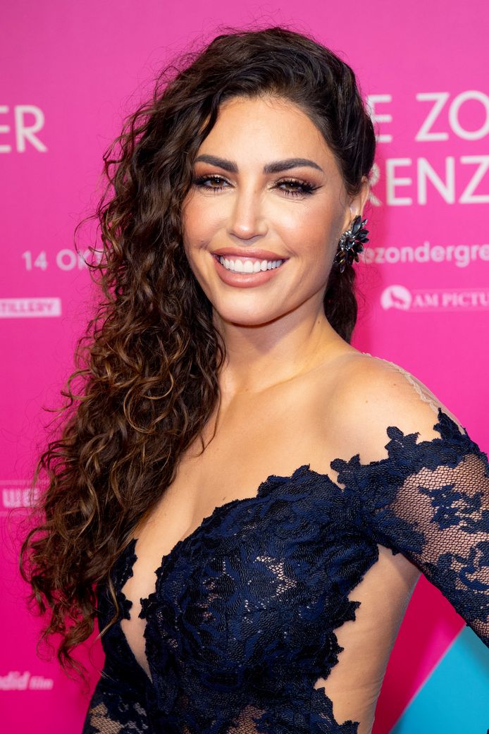 Yolanthe staat weer open voor de liefde: ‘Ook kleine kalende mannen maken kans’ | Show | AD.nl