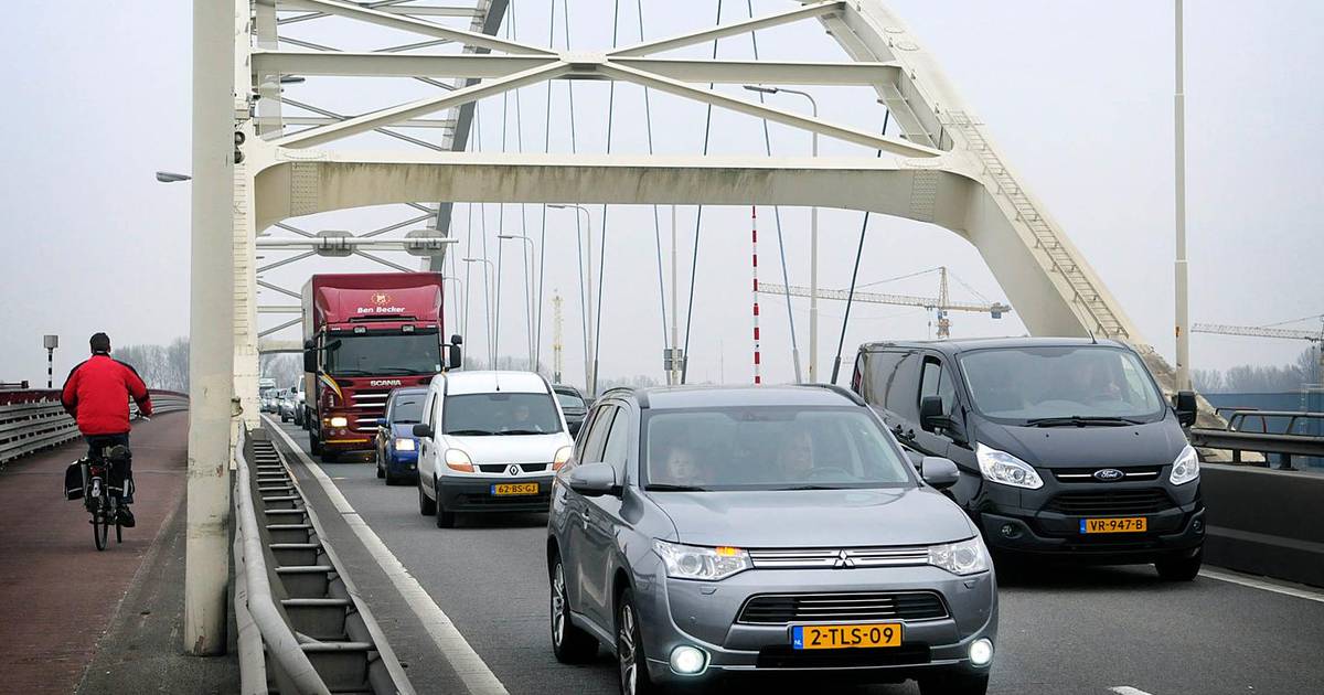 Papendrechtse brug verroest | Dordrecht | AD.nl