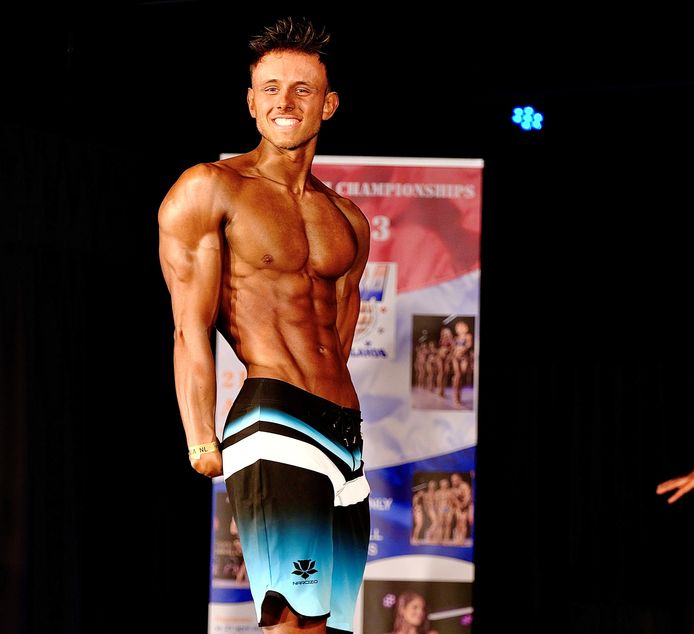 Daniël (22) uit Ermelo kreeg binnen paar jaar ‘dreambody’, nu staat hij op WK bodybuilding ...