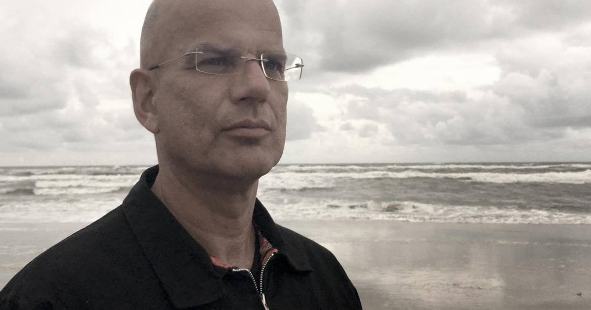 Jan Kees Helms brengt ode aan overleden ex-partner | Amersfoort | AD.nl