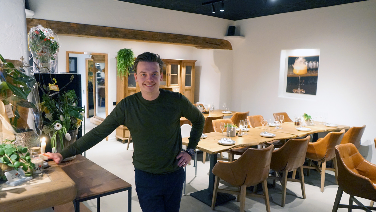 NET OPEN. Sam (25) verhuist populaire wijn- en gastrobar naar Bazel: “Elke wijn die je hier kan ...